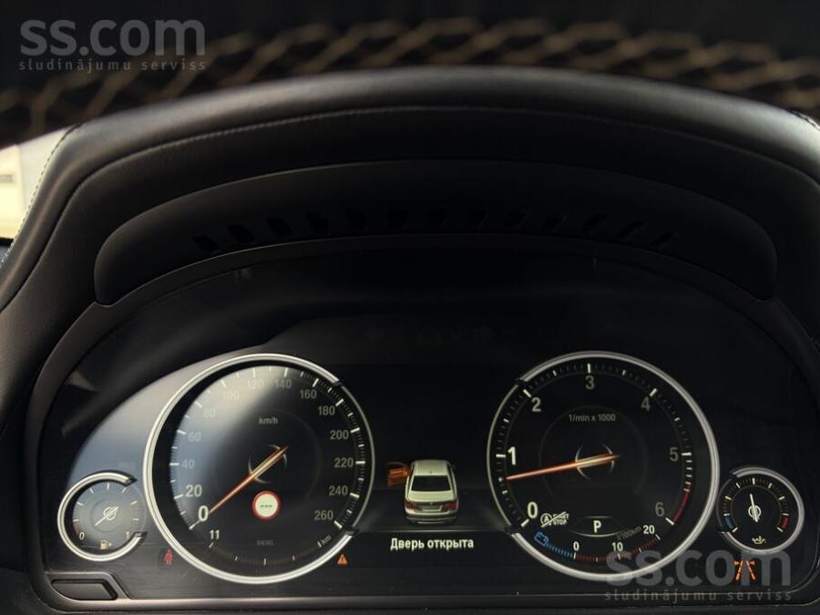 Black BMW 740 2012 in Riga, with an engine capacity of 3.00 L and mileage of 0 thousand km for 9990 €, photo 15 on AUTOMOTO.COM.LV