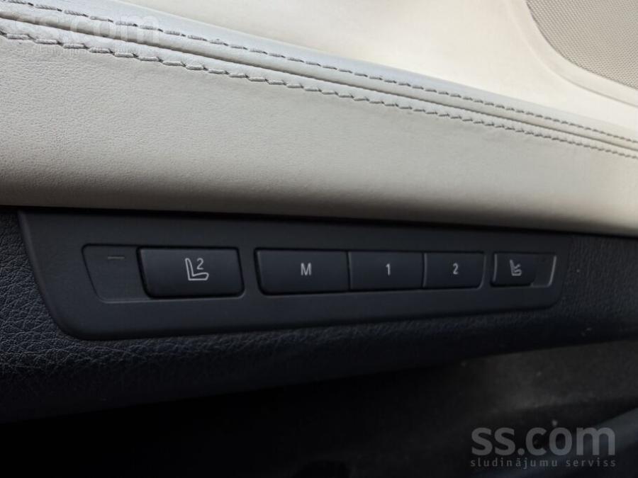 Black BMW 740 2012 in Riga, with an engine capacity of 3.00 L and mileage of 0 thousand km for 9990 €, photo 27 on AUTOMOTO.COM.LV