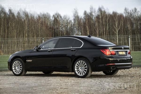 Black BMW 740 2013 in Tukums, with an engine capacity of 3.00 L and mileage of 0 thousand km for 13999 €, photo 6 on AUTOMOTO.COM.LV