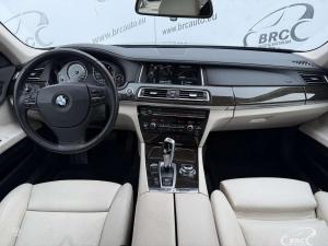 Melns BMW 740 2013 Klaipėda, ar dzinēja tilpumu 2.99 L un nobraukumu 279 tūkst. km par 8900 €, foto 4 vietnē AUTOMOTO.COM.LV