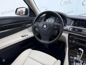 Melns BMW 740 2013 Klaipėda, ar dzinēja tilpumu 2.99 L un nobraukumu 279 tūkst. km par 8900 €, foto 5 vietnē AUTOMOTO.COM.LV