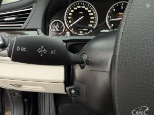 Melns BMW 740 2013 Klaipėda, ar dzinēja tilpumu 2.99 L un nobraukumu 279 tūkst. km par 8900 €, foto 28 vietnē AUTOMOTO.COM.LV