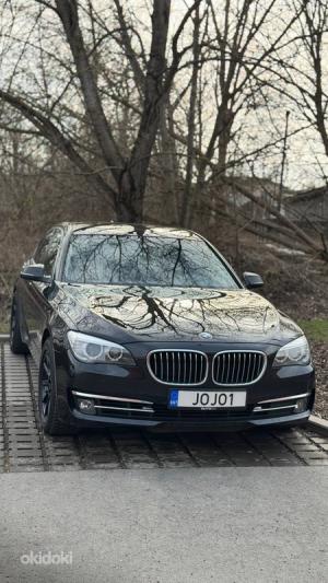 Black BMW 740 2013 in Tallinn, with an engine capacity of 3.00 L and mileage of 188 thousand km for 14000 €, photo 16 on AUTOMOTO.COM.LV