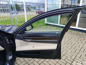 Melns BMW 740 2013 Klaipėda, ar dzinēja tilpumu 2.99 L un nobraukumu 279 tūkst. km par 11500 €, foto 8 vietnē AUTOMOTO.COM.LV