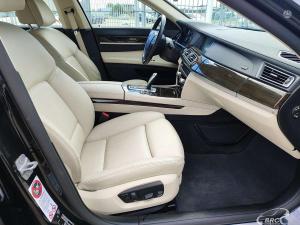 Melns BMW 740 2013 Klaipėda, ar dzinēja tilpumu 2.99 L un nobraukumu 279 tūkst. km par 11500 €, foto 9 vietnē AUTOMOTO.COM.LV