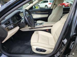 Melns BMW 740 2013 Klaipėda, ar dzinēja tilpumu 2.99 L un nobraukumu 279 tūkst. km par 11500 €, foto 21 vietnē AUTOMOTO.COM.LV