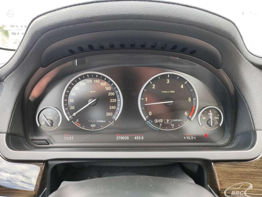 Melns BMW 740 2013 Klaipėda, ar dzinēja tilpumu 2.99 L un nobraukumu 279 tūkst. km par 11500 €, foto 29 vietnē AUTOMOTO.COM.LV
