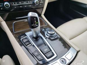 Melns BMW 740 2013 Klaipėda, ar dzinēja tilpumu 2.99 L un nobraukumu 279 tūkst. km par 11500 €, foto 30 vietnē AUTOMOTO.COM.LV