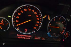 Melns BMW 740 2013 Marijampole, ar dzinēja tilpumu 2.99 L un nobraukumu 306 tūkst. km par 13500 €, foto 4 vietnē AUTOMOTO.COM.LV