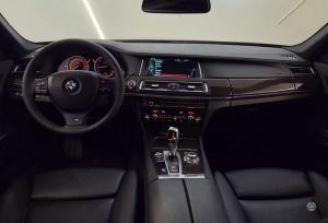 Melns BMW 740 2013 Marijampole, ar dzinēja tilpumu 2.99 L un nobraukumu 306 tūkst. km par 13500 €, foto 20 vietnē AUTOMOTO.COM.LV
