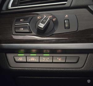 Melns BMW 740 2013 Marijampole, ar dzinēja tilpumu 2.99 L un nobraukumu 306 tūkst. km par 13500 €, foto 26 vietnē AUTOMOTO.COM.LV