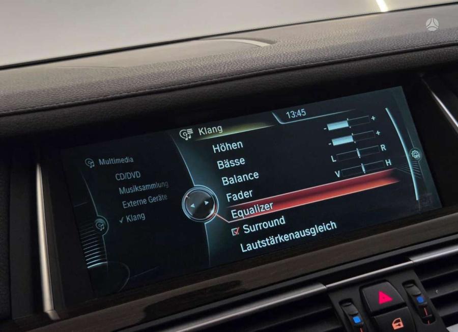 Melns BMW 740 2013 Marijampole, ar dzinēja tilpumu 2.99 L un nobraukumu 306 tūkst. km par 13500 €, foto 28 vietnē AUTOMOTO.COM.LV