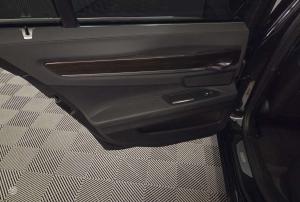 Melns BMW 740 2013 Marijampole, ar dzinēja tilpumu 2.99 L un nobraukumu 306 tūkst. km par 13500 €, foto 29 vietnē AUTOMOTO.COM.LV