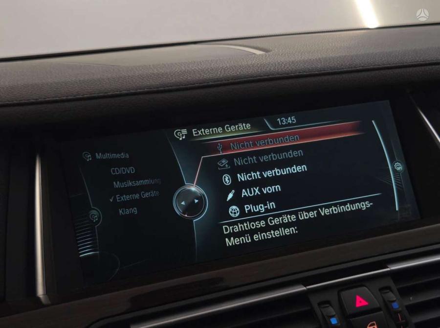 Melns BMW 740 2013 Marijampole, ar dzinēja tilpumu 2.99 L un nobraukumu 306 tūkst. km par 13500 €, foto 39 vietnē AUTOMOTO.COM.LV