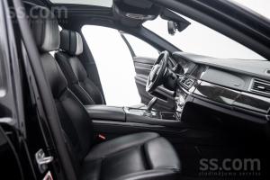 Melns BMW 740 2013 Tallina, ar dzinēja tilpumu 3.00 L un nobraukumu 282 tūkst. km par 15999 €, foto 14 vietnē AUTOMOTO.COM.LV