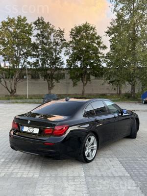Melns BMW 740 2015 Kuldīga, ar dzinēja tilpumu 3.00 L un nobraukumu 0 tūkst. km par 19700 €, foto 6 vietnē AUTOMOTO.COM.LV