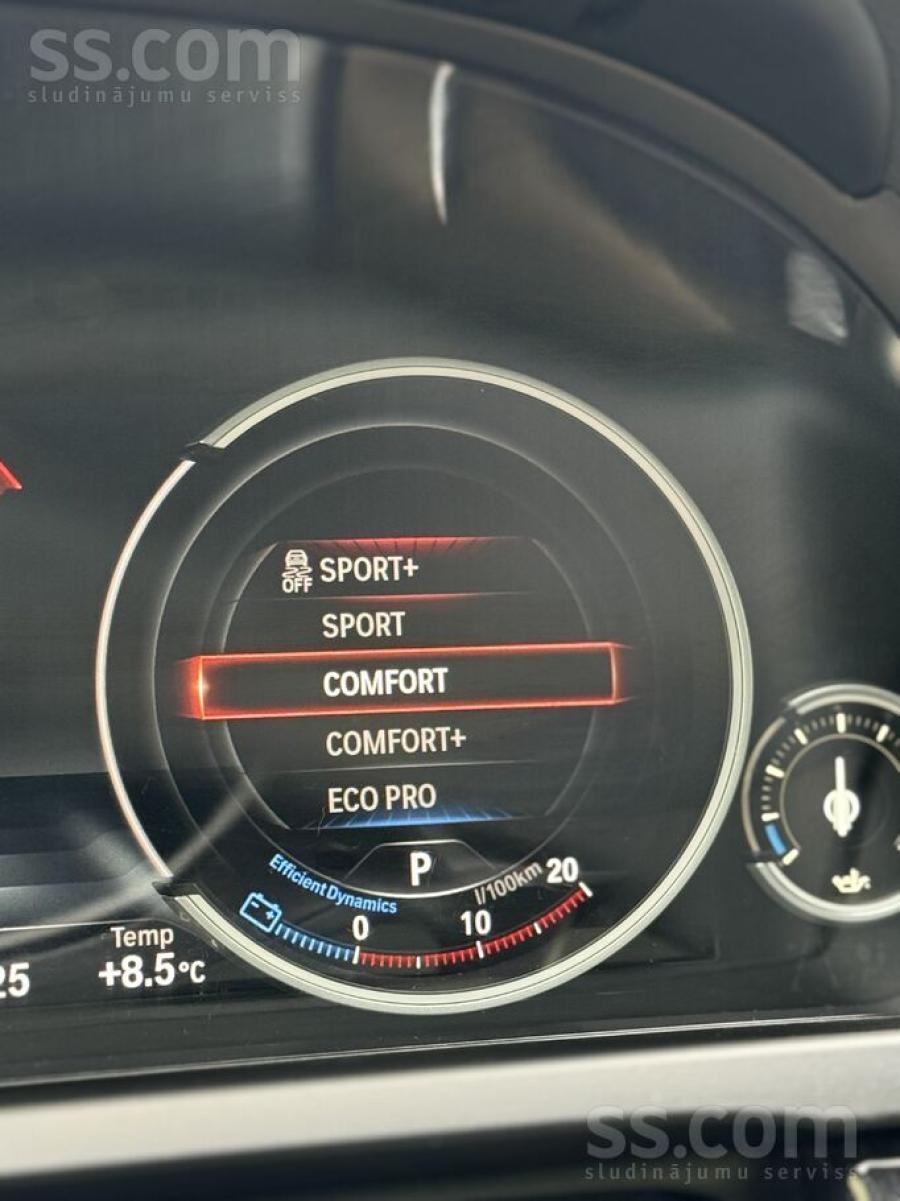 Melns BMW 740 2015 Kuldīga, ar dzinēja tilpumu 3.00 L un nobraukumu 0 tūkst. km par 19700 €, foto 14 vietnē AUTOMOTO.COM.LV