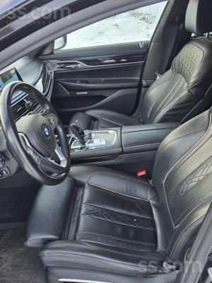 Melns BMW 740 2015 Jēkabpils, ar dzinēja tilpumu 3.00 L un nobraukumu 220 tūkst. km par 26660 €, foto 12 vietnē AUTOMOTO.COM.LV