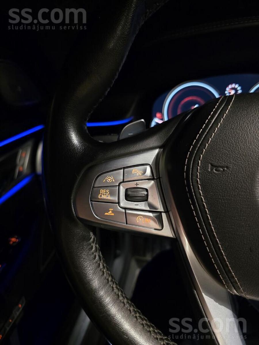 Melns BMW 740 2015 Jēkabpils, ar dzinēja tilpumu 3.00 L un nobraukumu 220 tūkst. km par 26660 €, foto 19 vietnē AUTOMOTO.COM.LV