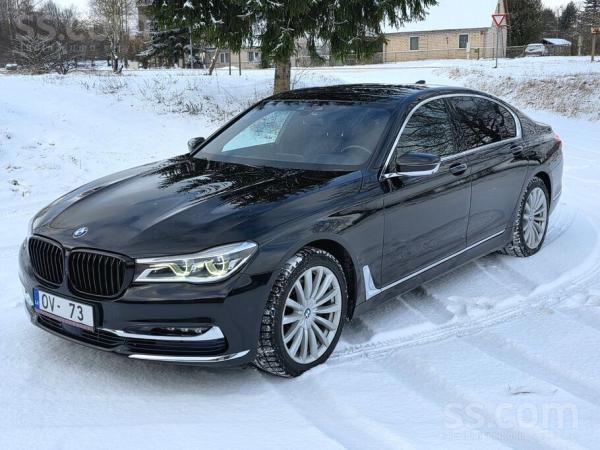 Черный БМВ 740 2015 в Екабпилс, объемом двигателя 3.00 л и пробегом 220 тыс. км за 26460 €, фото 3 на AUTOMOTO.COM.LV