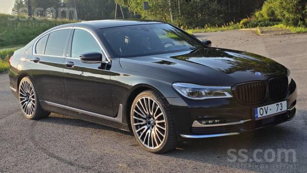 Melns BMW 740 2015 Jēkabpils, ar dzinēja tilpumu 3.00 L un nobraukumu 221 tūkst. km par 24440 €, foto 1 vietnē AUTOMOTO.COM.LV