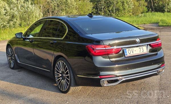 Melns BMW 740 2015 Jēkabpils, ar dzinēja tilpumu 3.00 L un nobraukumu 221 tūkst. km par 24440 €, foto 5 vietnē AUTOMOTO.COM.LV