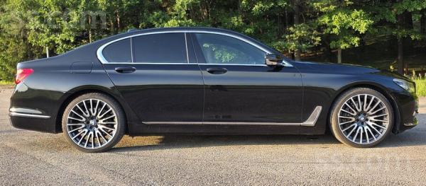 Melns BMW 740 2015 Jēkabpils, ar dzinēja tilpumu 3.00 L un nobraukumu 221 tūkst. km par 24440 €, foto 8 vietnē AUTOMOTO.COM.LV
