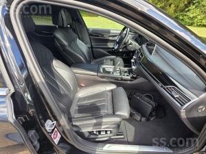 Melns BMW 740 2015 Jēkabpils, ar dzinēja tilpumu 3.00 L un nobraukumu 223 tūkst. km par 21490 €, foto 9 vietnē AUTOMOTO.COM.LV