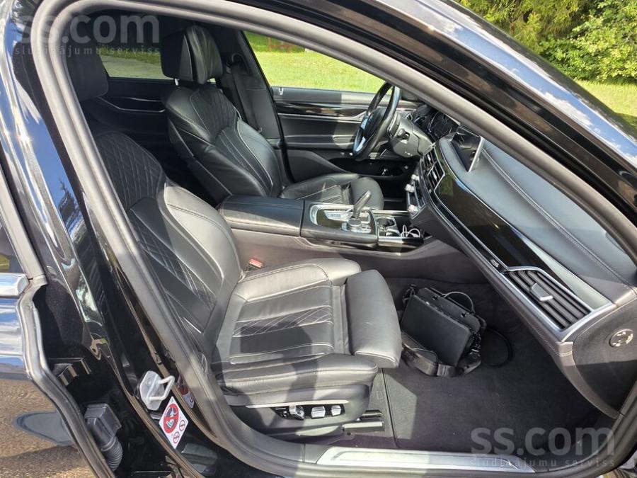 Melns BMW 740 2015 Jēkabpils, ar dzinēja tilpumu 3.00 L un nobraukumu 223 tūkst. km par 21490 €, foto 9 vietnē AUTOMOTO.COM.LV