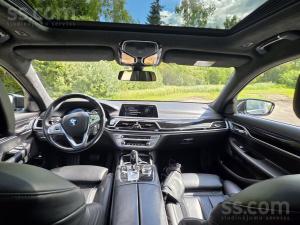 Melns BMW 740 2015 Jēkabpils, ar dzinēja tilpumu 3.00 L un nobraukumu 223 tūkst. km par 21490 €, foto 12 vietnē AUTOMOTO.COM.LV