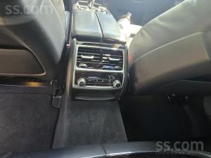 Melns BMW 740 2015 Jēkabpils, ar dzinēja tilpumu 3.00 L un nobraukumu 223 tūkst. km par 21490 €, foto 13 vietnē AUTOMOTO.COM.LV