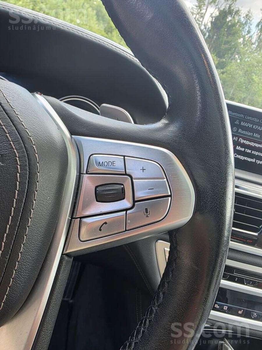 Melns BMW 740 2015 Jēkabpils, ar dzinēja tilpumu 3.00 L un nobraukumu 223 tūkst. km par 21490 €, foto 18 vietnē AUTOMOTO.COM.LV