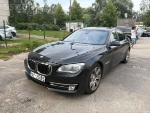 Черный БМВ 740 2015 в Рига, объемом двигателя 3.00 л и пробегом 297 тыс. км за 15000 €, фото 6 на AUTOMOTO.COM.LV