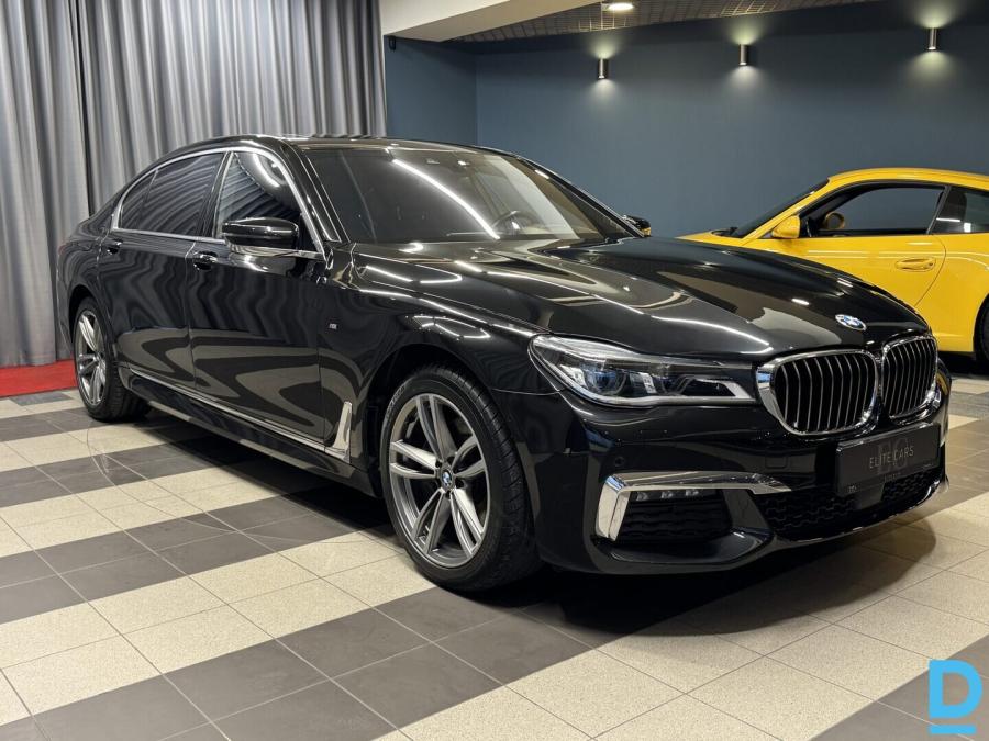 Black BMW 740 2016 in Marupe, with an engine capacity of 3.00 L and mileage of 161 thousand km for 32990 €, photo 3 on AUTOMOTO.COM.LV