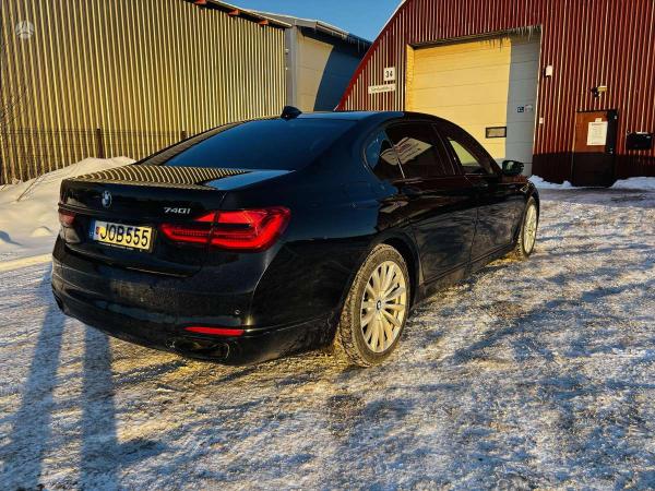 Melns BMW 740 2016 Viļņa, ar dzinēja tilpumu 3.00 L un nobraukumu 224 tūkst. km par 26500 €, foto 4 vietnē AUTOMOTO.COM.LV
