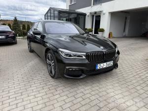Melns BMW 740 2016 Rīga, ar dzinēja tilpumu 3.00 L un nobraukumu 173 tūkst. km par 30900 €, foto  vietnē AUTOMOTO.COM.LV