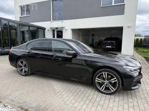 Melns BMW 740 2016 Rīga, ar dzinēja tilpumu 3.00 L un nobraukumu 173 tūkst. km par 30900 €, foto 4 vietnē AUTOMOTO.COM.LV