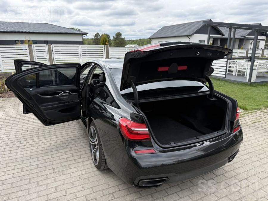 Melns BMW 740 2016 Rīga, ar dzinēja tilpumu 3.00 L un nobraukumu 173 tūkst. km par 30900 €, foto 11 vietnē AUTOMOTO.COM.LV