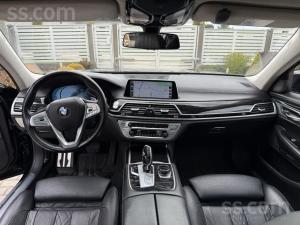 Melns BMW 740 2016 Rīga, ar dzinēja tilpumu 3.00 L un nobraukumu 173 tūkst. km par 30900 €, foto 17 vietnē AUTOMOTO.COM.LV
