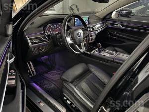 Melns BMW 740 2016 Rīga, ar dzinēja tilpumu 3.00 L un nobraukumu 173 tūkst. km par 30900 €, foto 25 vietnē AUTOMOTO.COM.LV