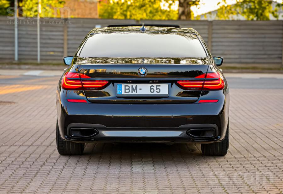 Melns BMW 740 2016 Jelgava, ar dzinēja tilpumu 3.00 L un nobraukumu 207 tūkst. km par 29500 €, foto 9 vietnē AUTOMOTO.COM.LV