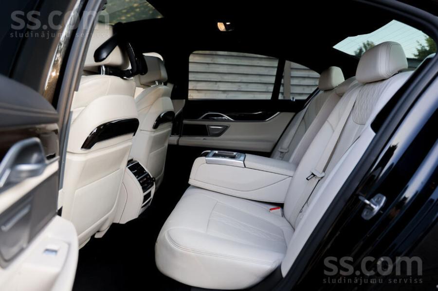 Melns BMW 740 2016 Jelgava, ar dzinēja tilpumu 3.00 L un nobraukumu 207 tūkst. km par 29500 €, foto 15 vietnē AUTOMOTO.COM.LV