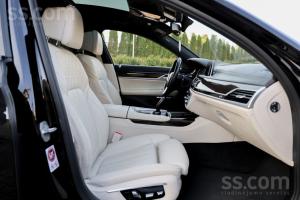 Melns BMW 740 2016 Jelgava, ar dzinēja tilpumu 3.00 L un nobraukumu 207 tūkst. km par 29500 €, foto 17 vietnē AUTOMOTO.COM.LV