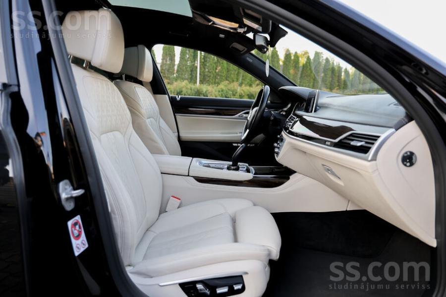 Melns BMW 740 2016 Jelgava, ar dzinēja tilpumu 3.00 L un nobraukumu 207 tūkst. km par 29500 €, foto 17 vietnē AUTOMOTO.COM.LV