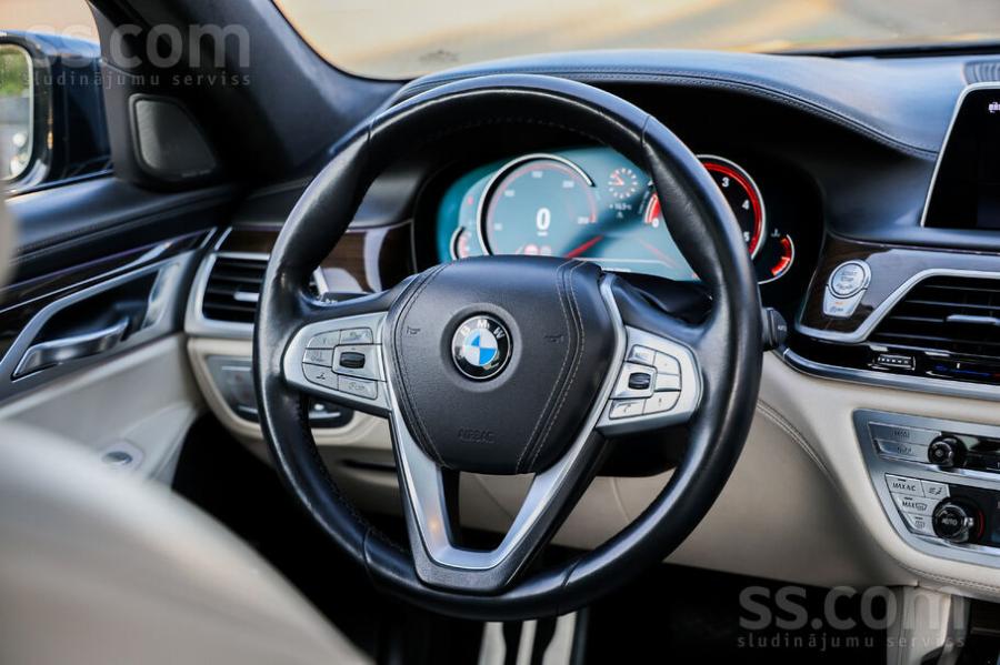 Melns BMW 740 2016 Jelgava, ar dzinēja tilpumu 3.00 L un nobraukumu 207 tūkst. km par 29500 €, foto 19 vietnē AUTOMOTO.COM.LV