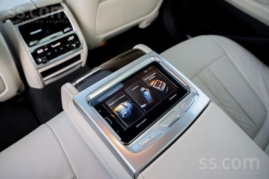 Melns BMW 740 2016 Jelgava, ar dzinēja tilpumu 3.00 L un nobraukumu 207 tūkst. km par 29500 €, foto 30 vietnē AUTOMOTO.COM.LV