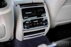 Melns BMW 740 2016 Jelgava, ar dzinēja tilpumu 3.00 L un nobraukumu 207 tūkst. km par 29500 €, foto 31 vietnē AUTOMOTO.COM.LV
