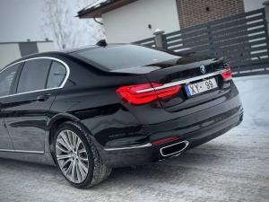 Черный БМВ 740 2016 в Елгава, объемом двигателя 3.00 л и пробегом 250 тыс. км за 25000 €, фото 4 на AUTOMOTO.COM.LV