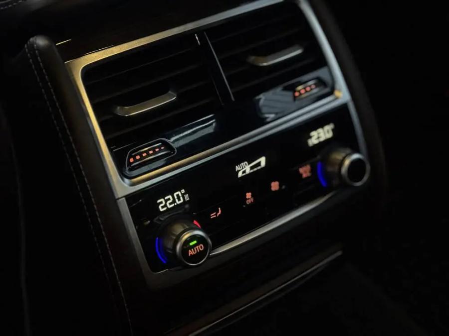 Черный БМВ 740 2016 в Елгава, объемом двигателя 3.00 л и пробегом 250 тыс. км за 25000 €, фото 33 на AUTOMOTO.COM.LV