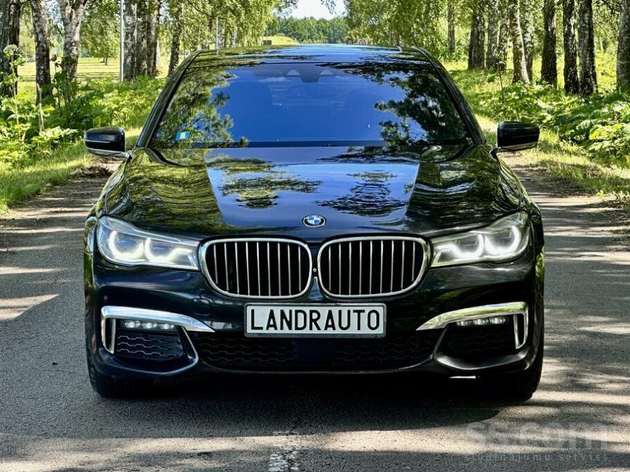 Melns BMW 740 2016 Tukums, ar dzinēja tilpumu 3.00 L un nobraukumu 389 tūkst. km par 19900 €, foto 3 vietnē AUTOMOTO.COM.LV
